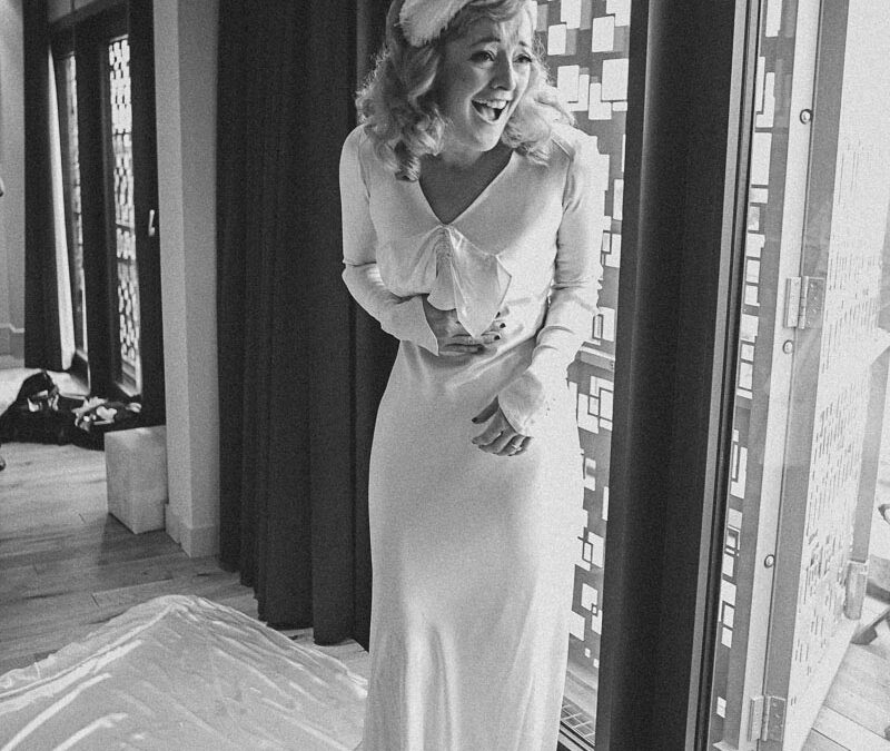 islington-town-hall-wedding-sophie-barney-devlin-photos-033 | Lisa ...