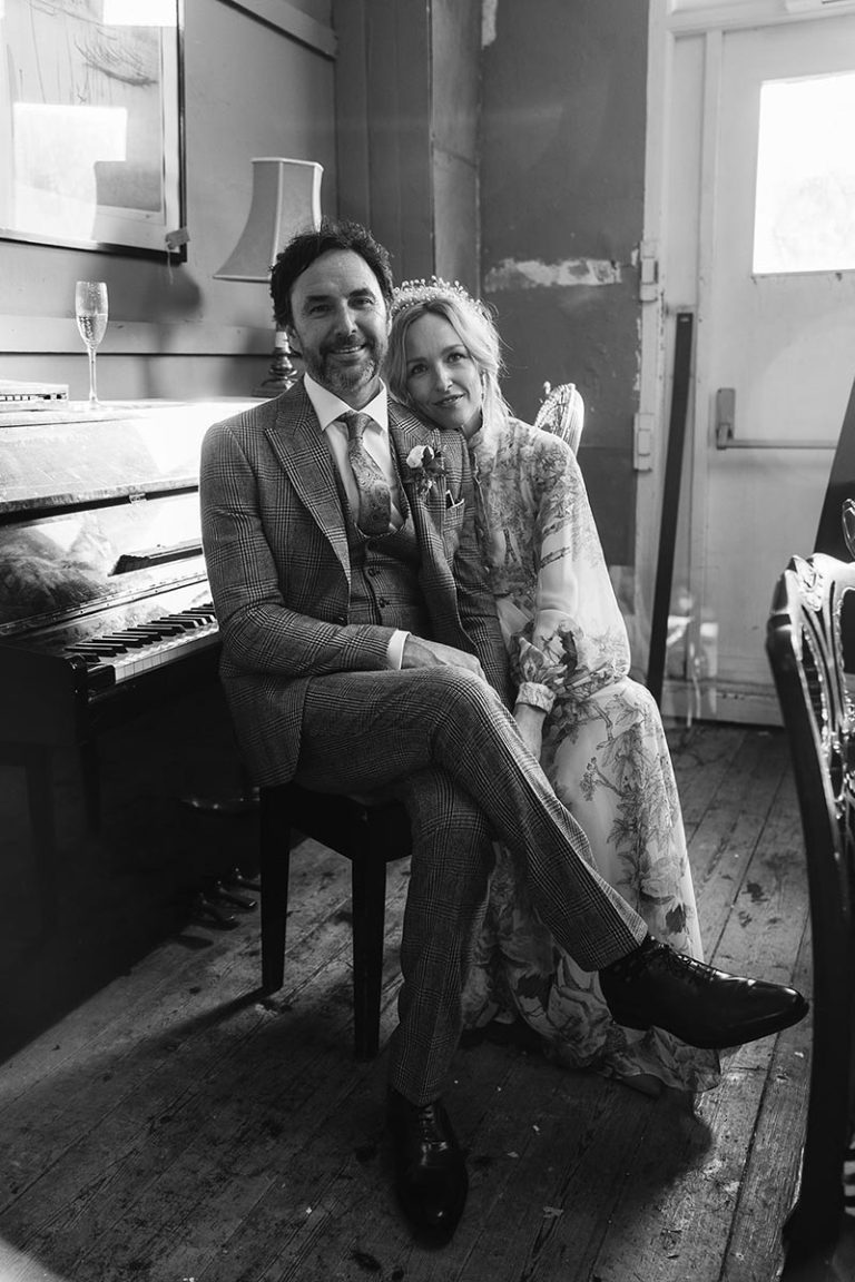 Brighton Elopement With Flea Market Portraits | Lisa Devlin Photography