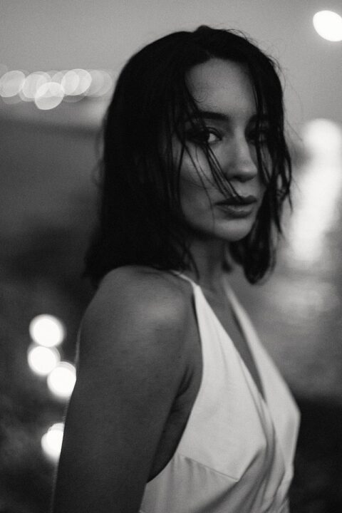 Bridal Editorial by Moonlight: Capturing Blue Hour Magic on Brighton Beach | Lisa Devlin Photography